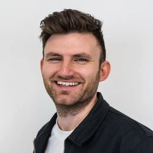 From video editor to agency owner: what building Hello Social Avenue ...